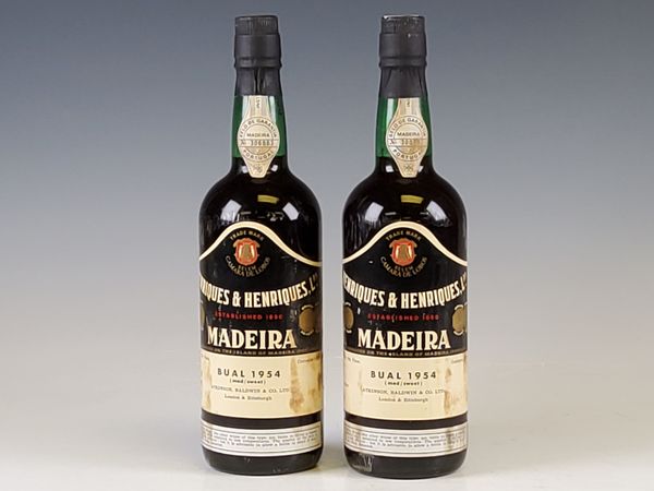 Lot 1864: Wine, Port, Champagne & Whisky Lot Bidding Ends: Wednesday ...
